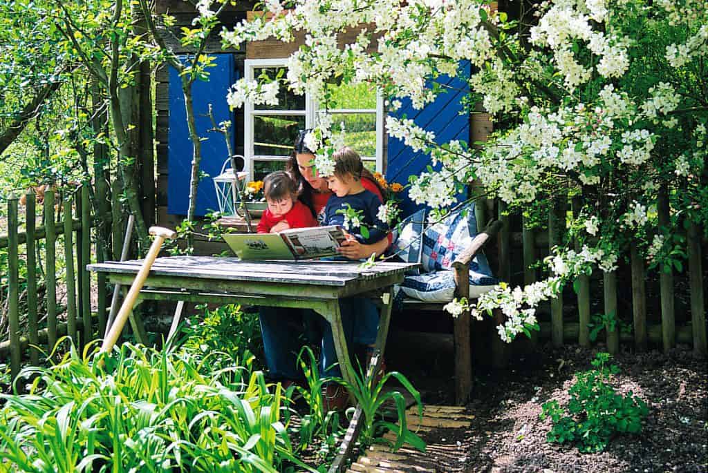 Kleine Gärten eindrucksvoll gestalten und optisch vergrößern